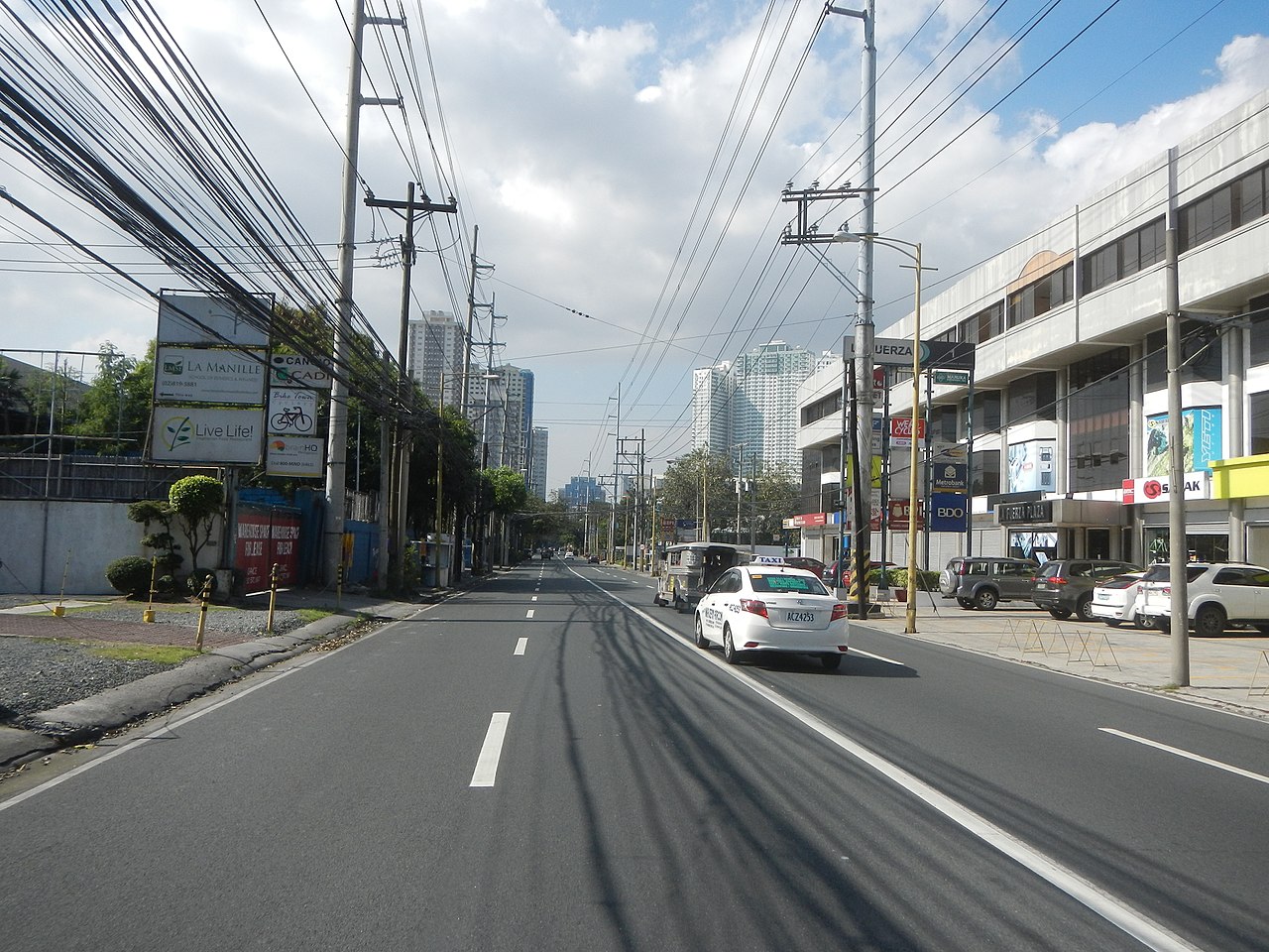 Neighborhood Guide: Chino Roces Avenue | Housinginteractive Blog